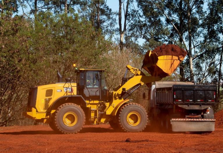 966 Nuovo, Noleggiabile Pale Gommate medie 150-400 kW | CGT